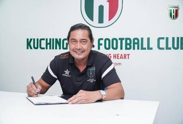 Khairul Azman-Aidil Sharin kembali bergabung di Kuching City | Astro Awani