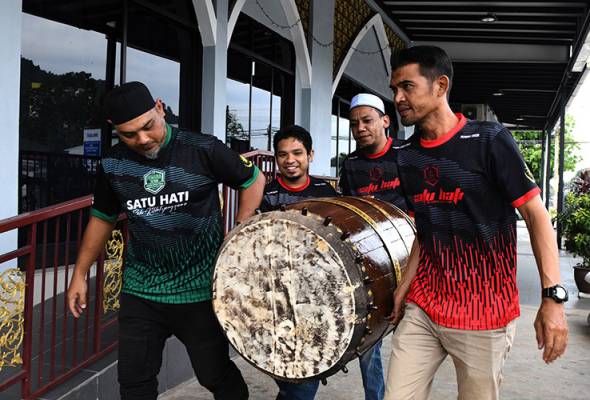 Tradisi memalu beduk hidupkan suasana Ramadan di Cherok Tokun Bawah ...