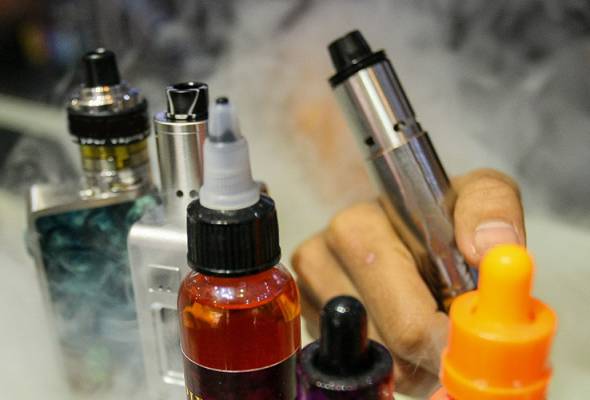 MCMC pantau jualan cecair vape ada dadah sintetik dalam talian - Fahmi ...