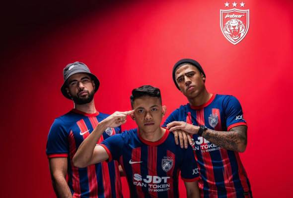 JDT lancar jersi baharu bagi musim 2024 | Astro Awani