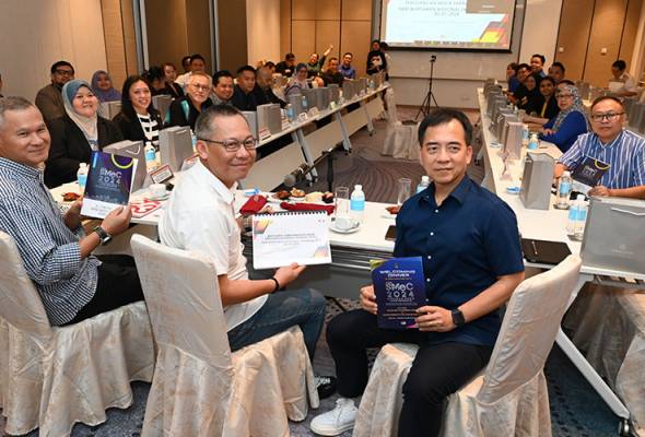 Carian mengenai topik wartawan-sarawak | Astro Awani