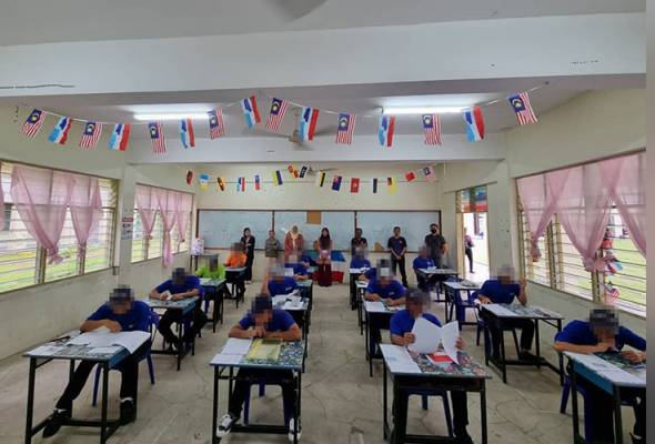 12 daripada 14 klien AADK lulus SPM | Astro Awani