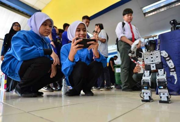 HTN 2024: TVET MADANI sebagai laluan kerjaya utama | Astro Awani