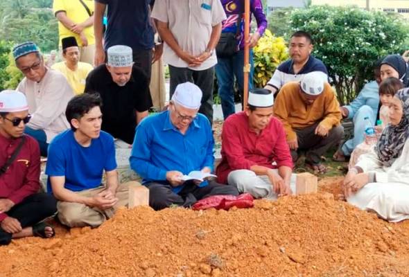 Empat 'sahabat syurga' ajal bersama | Astro Awani