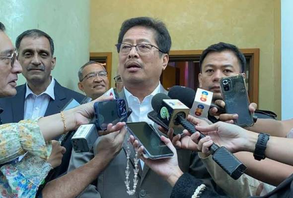 SPRM belum terima panggilan menantu Muhyiddin untuk serah diri | Astro ...