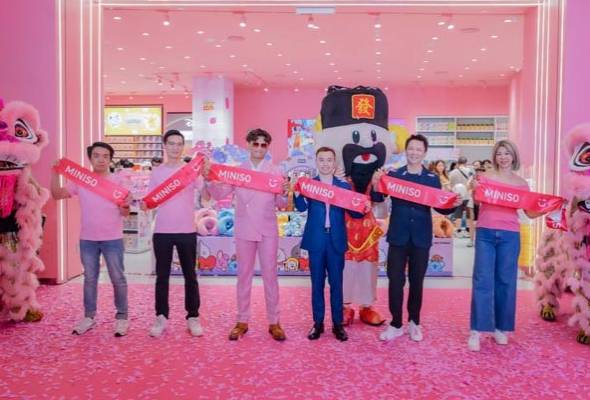 Miniso buka pink store pertama di Malaysia | Astro Awani