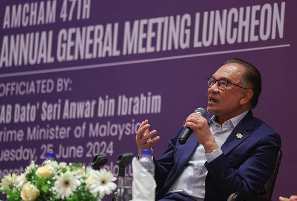 Malaysia kekal terbuka terhadap perdagangan, pelaburan - PM Anwar | Astro Awani