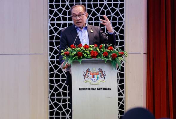 Tak wajar kaitkan 'hari ini menang, esok harga minyak turun' - Anwar ...