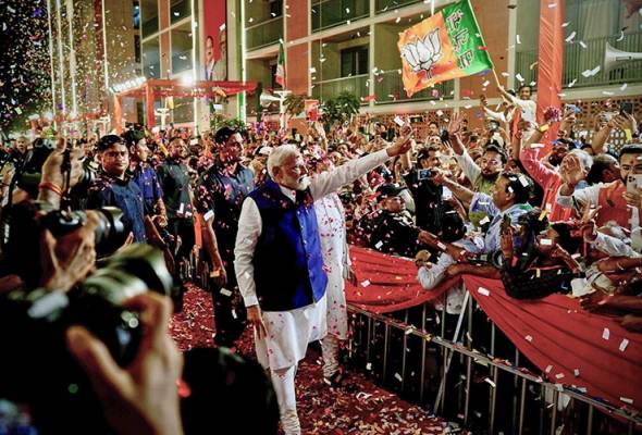 Kiraan undi di India tunjukkan parti Modi gagal peroleh majoriti mudah ...