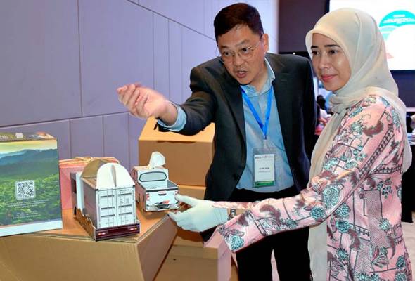 Melaka galak pemain industri tekan prinsip ESG | Astro Awani