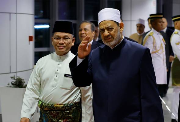 Sheikh Al-Azhar tiba di Malaysia untuk lawatan khas selama empat hari ...