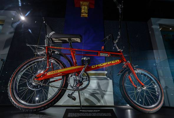 Basikal Raleigh Chopper Sultan Ibrahim tarikan pameran Raja Kita ...