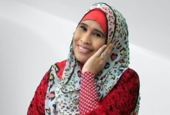 Menjadi pelakon perlu ada adab, rendah diri - Kartina Aziz | Astro Awani
