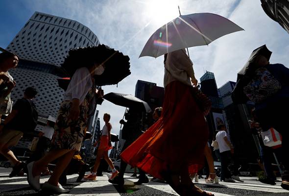 Jepun catat musim luruh terpanas dalam 126 tahun | Astro Awani