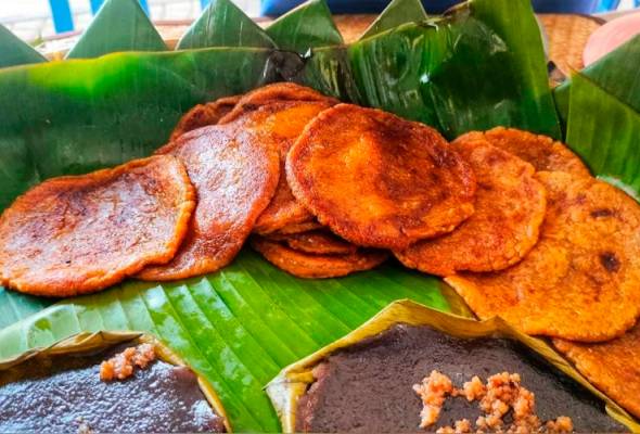 'Roti orang mati' menu unik masyarakat Pahang | Astro Awani