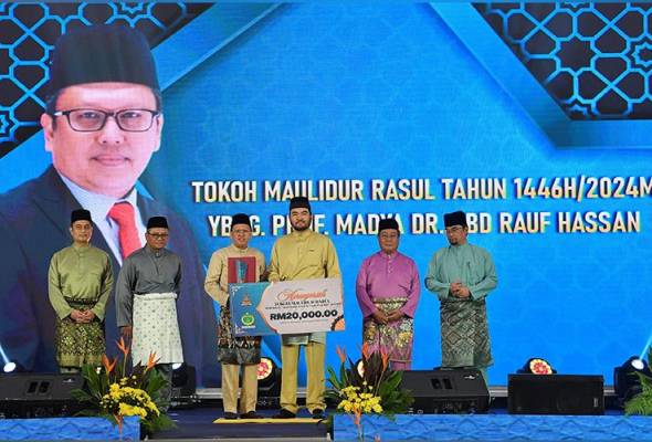 Abd Rauf diumum tokoh Maulidur Rasul Selangor 2024 | Astro Awani