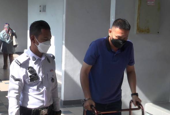 Pemandu mabuk sebabkan kematian dipenjara 10 tahun, denda RM70,000 | Astro Awani