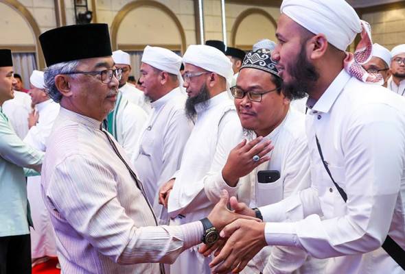 Al-Sultan Abdullah harap institusi pendidikan Islam di Pahang dapat ...