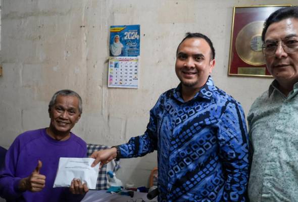 Pelakon, penyanyi era 80-an Isma Aliff terima sumbangan Perdana Menteri ...