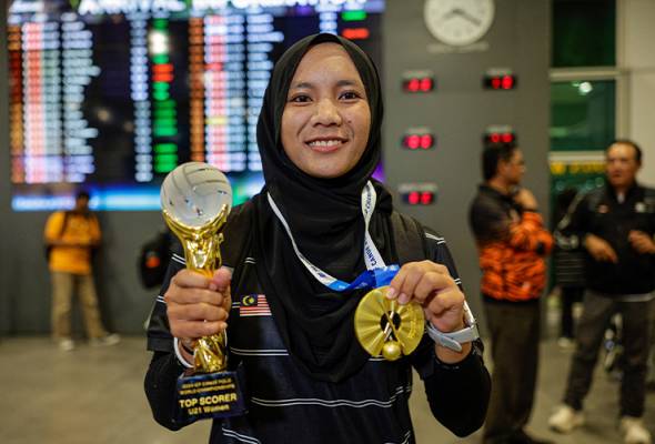 Tubuh kecil tak halang Azlyn Farhana muncul penjaring terbanyak di ...
