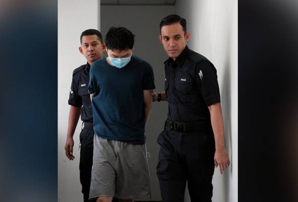 Penganggur didakwa bunuh emak saudara | Astro Awani