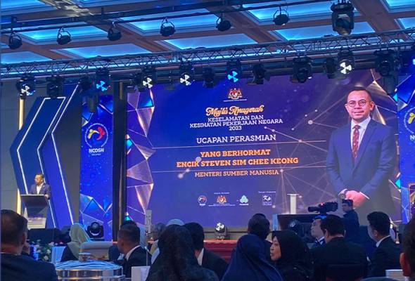 38,950 kecederaan pekerjaan direkodkan tahun 2023 - Steven Sim | Astro ...