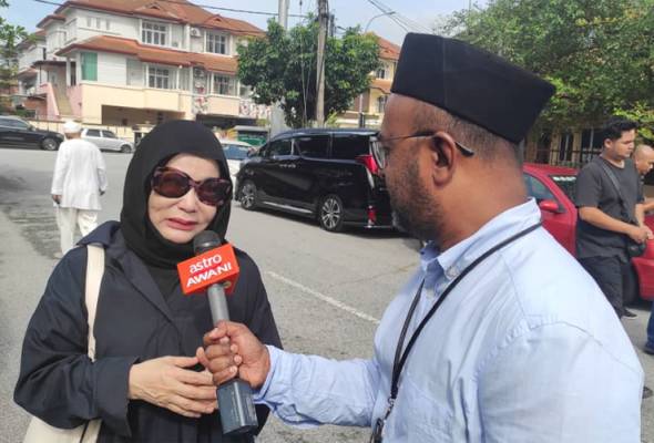 'Ahmad Nawab ibarat bapa saya' - Ramlah Ram | Astro Awani