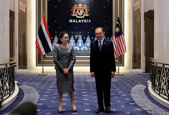 Malaysia-Thailand sasar perkukuh kerjasama ekonomi dalam pelbagai industri | Astro Awani