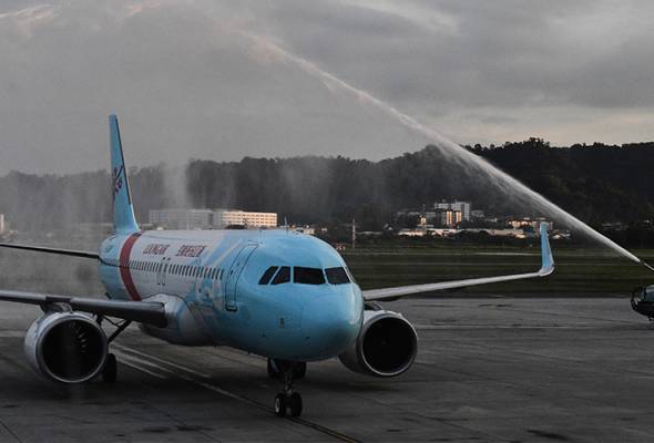 Loong Air lancar penerbangan dari Xi'an ke Pulau Pinang | Astro Awani