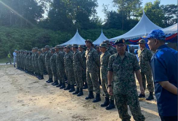 PLKN 3.0: Uniform celoreng tentera selaras amalan negara lain | Astro Awani
