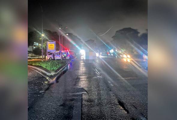 Penunggang motosikal maut dalam kemalangan tiga kenderaan | Astro Awani