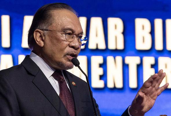 Anwar dedah sistem MAHB digodam dengan tuntutan AS$10 juta | Astro Awani