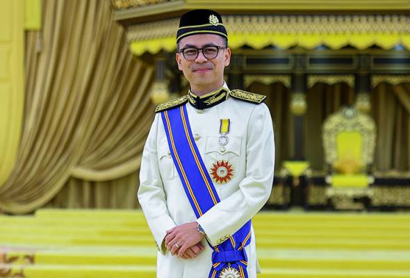 Dikurnia gelaran Datuk, suntikan semangat tingkat perkhidmatan kepada ...