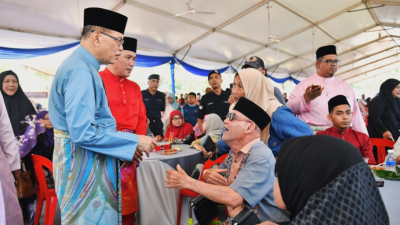 Rumah terbuka platform pemimpin bertemu masyarakat - MB Pahang | Astro ...