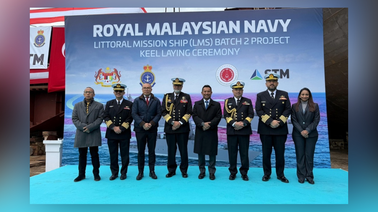 Panglima TLDM sempurnakan upacara peletakan lunas LMSB2 tldm di Turkiye ...