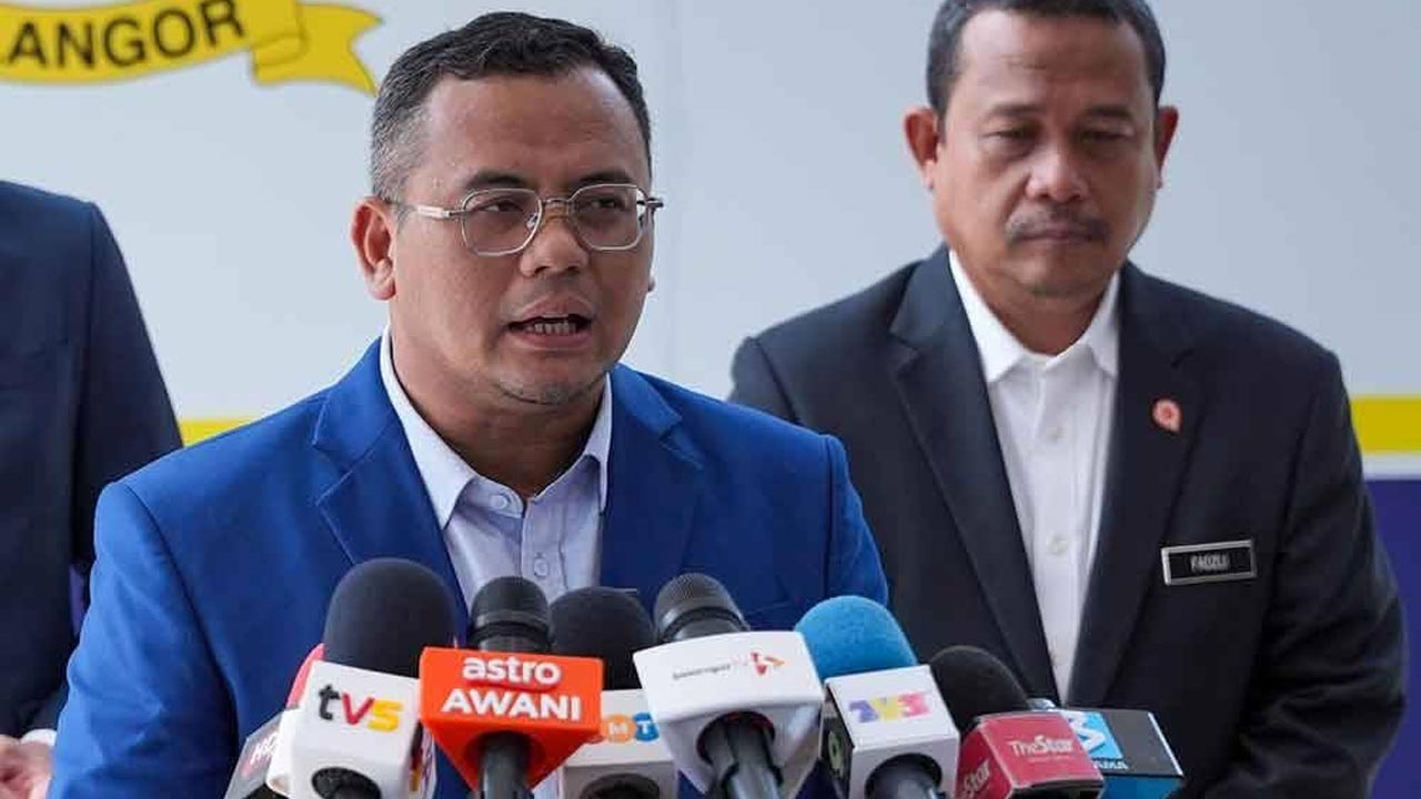 Exco, ADUN Selangor potong gaji bantu mangsa kebakaran gas Putra Heights | Astro Awani