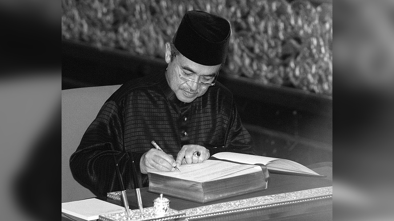 Mengenang Tun Abdullah Ahmad Badawi: PM zahir ucapan takziah | Astro Awani