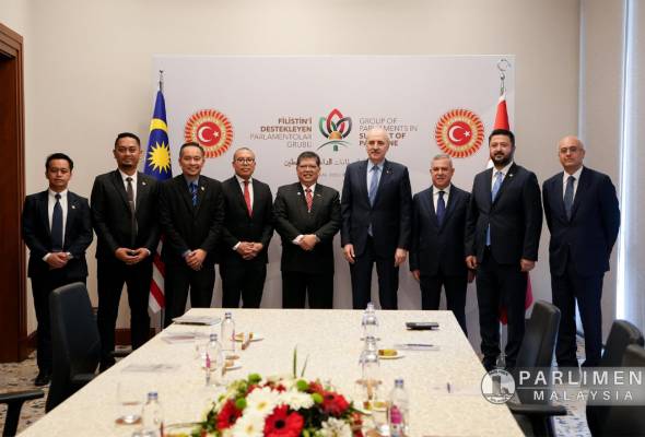 Speaker Parlimen Turkiye adakan perbincangan dengan rakan sejawat dari ...