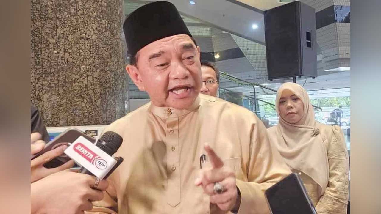 'Fasiliti kesihatan usang, 20 tahun tilam bantal tak diganti' | Astro Awani