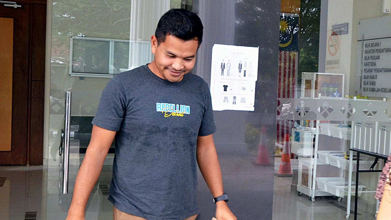 Pemandu lori didenda RM1,500 pindahkan biri-biri, kambing secara haram | Astro Awani