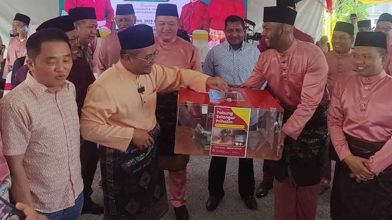 Pam kawalan gagal berfungsi punca banjir belum surut - Amirudin | Astro Awani