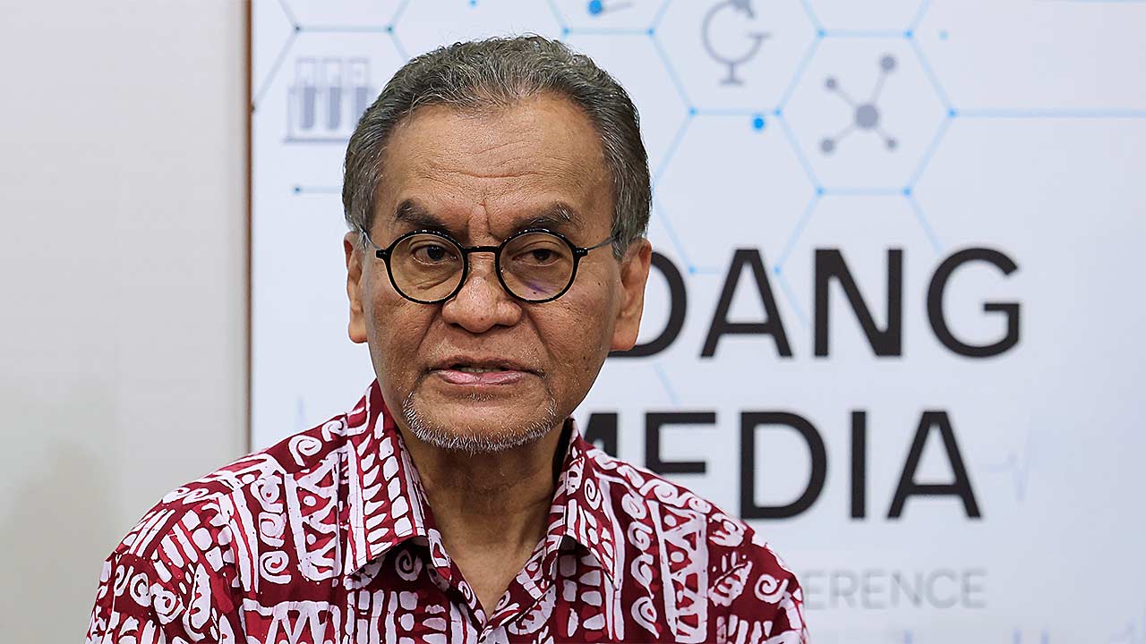 KKM dapat persetujuan naikkan elaun tetap petugas kesihatan - Dr ...