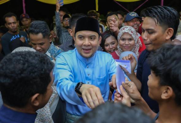 Datuk Ahmad Farhan Fauzi | Astro Awani