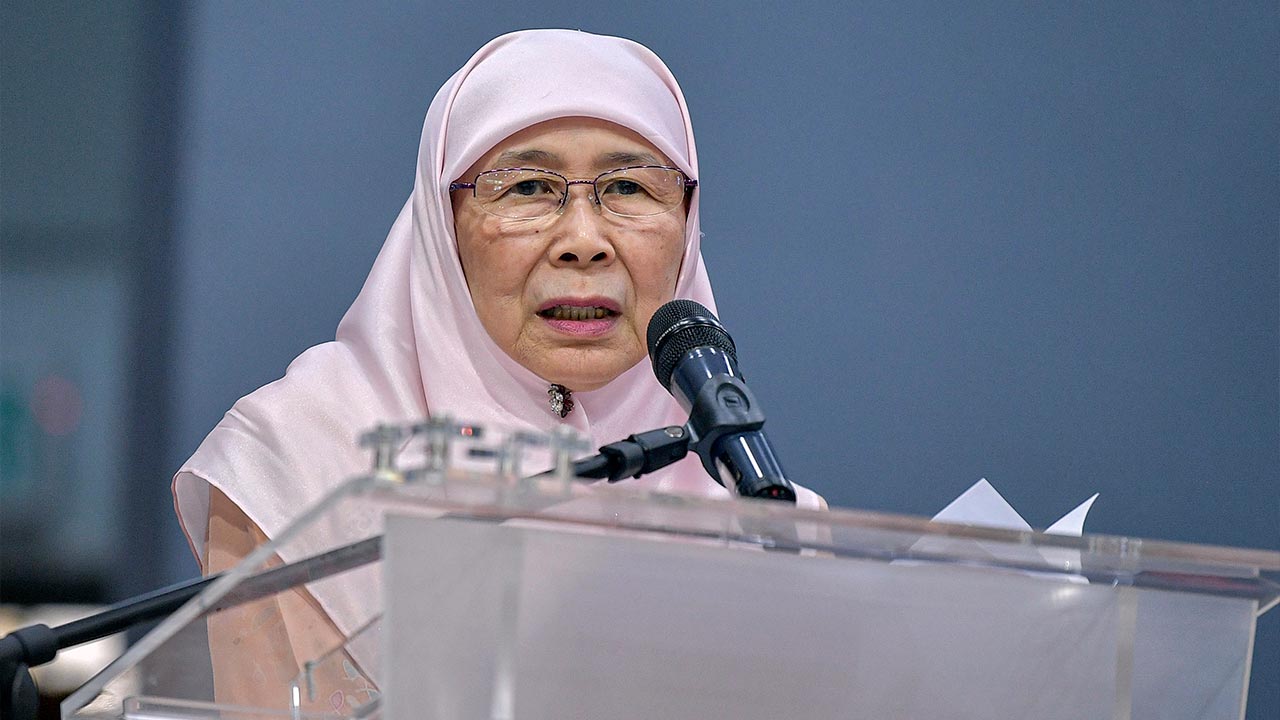 Rakyat perlu kekal keharmonian demi kekuatan dalaman Malaysia - Dr Wan ...