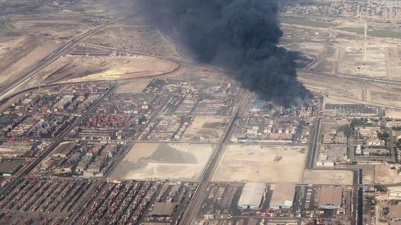 40 maut, lebih 1,000 cedera dalam letupan di Pelabuhan Shahid Rajaee ...