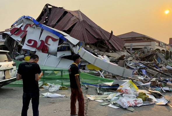 Making money out of a disaster: fake news in Myanmar quake | AWANI ...