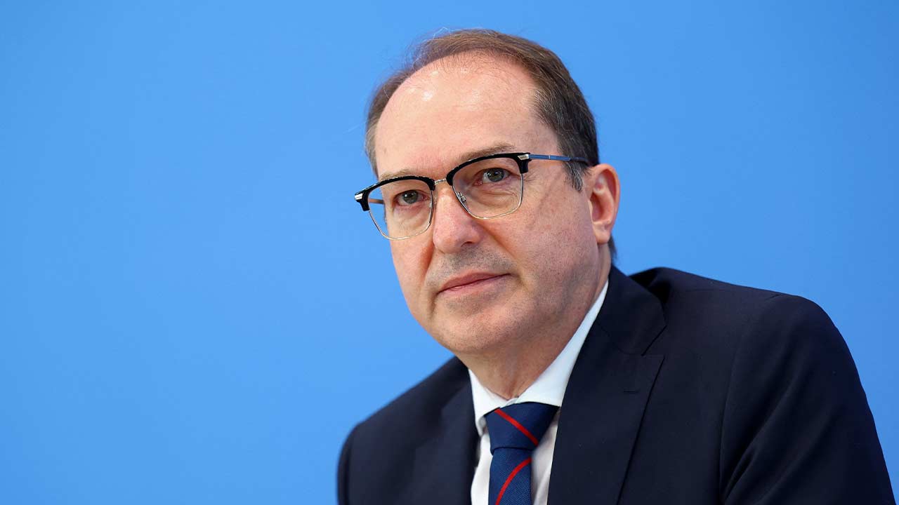 Menteri Jerman akan perkenal undang-undang kekang penyatuan semula ...