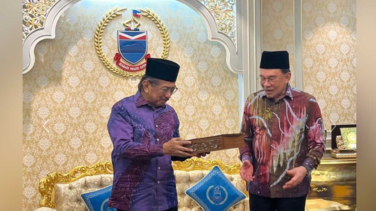 PM Anwar adakan kunjungan hormat terhadap TYT Sabah Tun Musa Aman ...