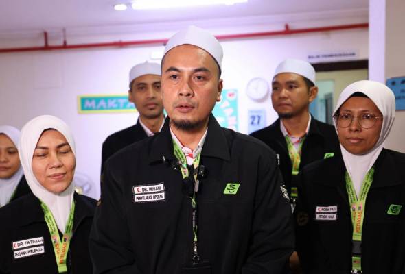 Jejak Al-Haramain: Tablet digital mudahkan pemeriksaan kesihatan ...