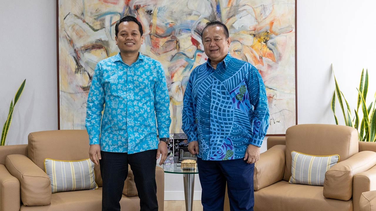 KKR, NRES perkukuh kerjasama lindungi hidupan liar | Astro Awani